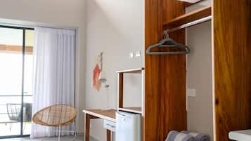Quarto Duplo Deluxe para 1 Pessoa | Sala de estar