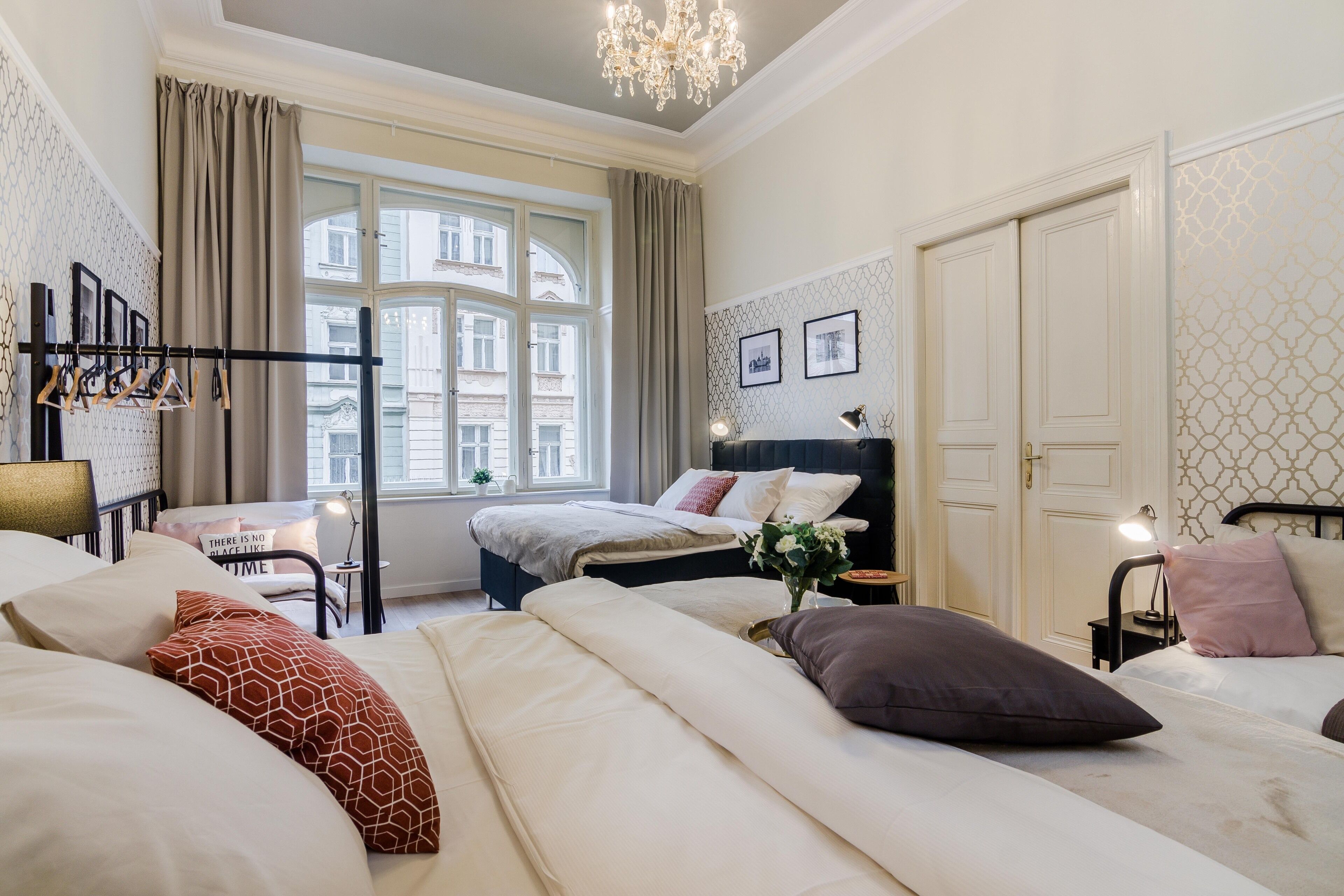 Apartamento Comfort | Cortinas/cortinados opacos, ferro/tábua de engomar, berço de viagem 