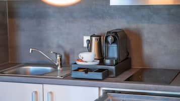 Suíte estúdio exclusiva | 1 quarto, cofres nos quartos, individualmente decorados, escrivaninha