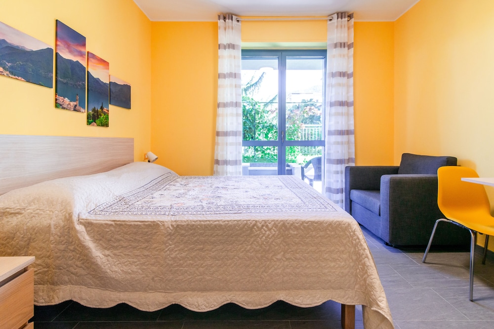 Casa Livio - Rooms And Studios - Como