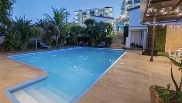 Piscina externa