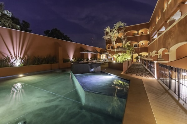 Poolside Unit In Downtown Todos Santos - New Listing! - Todos Santos
