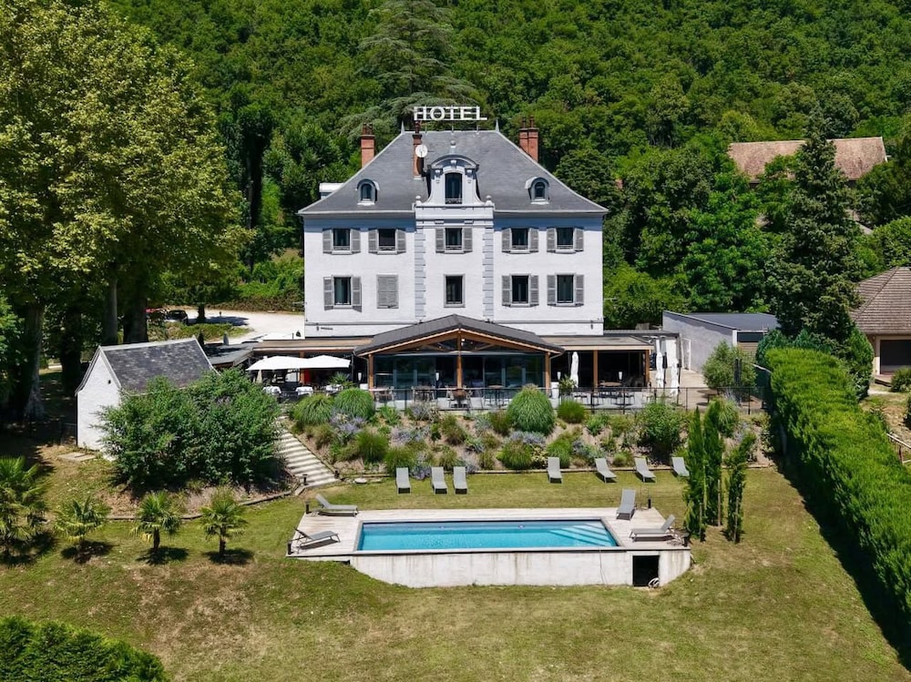Hotel Restaurant Le Repère - Isère
