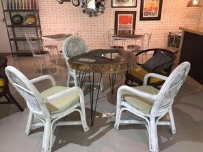 Pequeno-almoço preparado no momento diário (130 PHP por pessoa) 