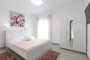 Villa, 4 quartos | 4 quartos, berços/camas para crianças grátis, Wi-fi grátis 