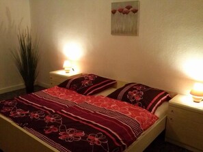 Apartamento Familiar (Apartment 1) | Cofre no quarto, ferro/tábua de engomar, Wi-fi grátis 