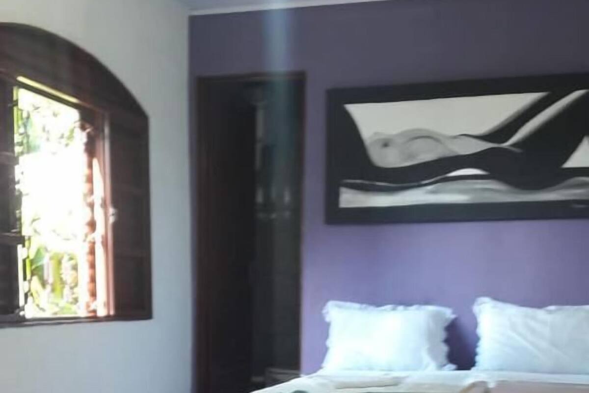 Quarto Standard | Minibar, secretária, cortinas/cortinados opacos, ferro/tábua de engomar