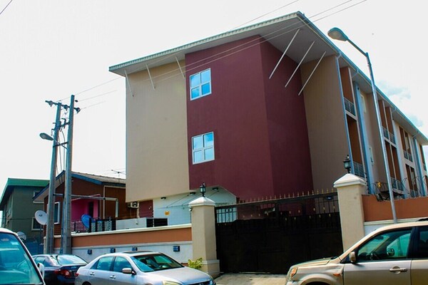 Kelin Court Hotel - Lagos