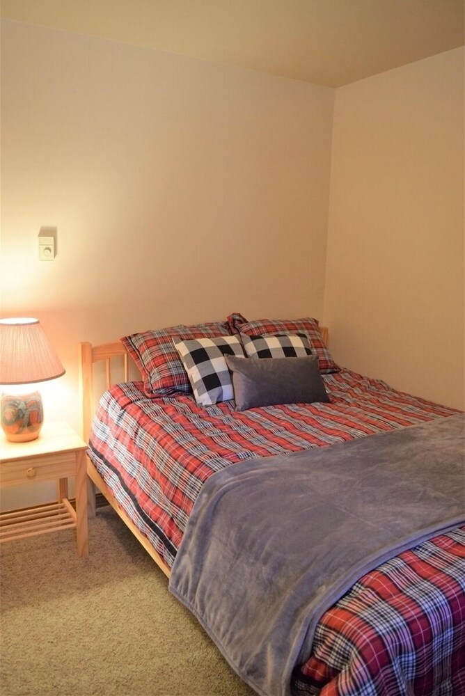 Cabin On The Creek | 3 Bed, 2 Bath - Packwood, WA