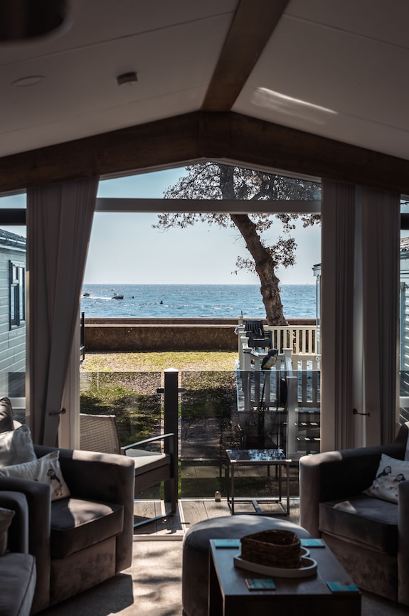 The Harris Hut - Une Caravane De Sandhills Pouvant Accueillir 5 Personnes Dans 2 Chambres - New Forest