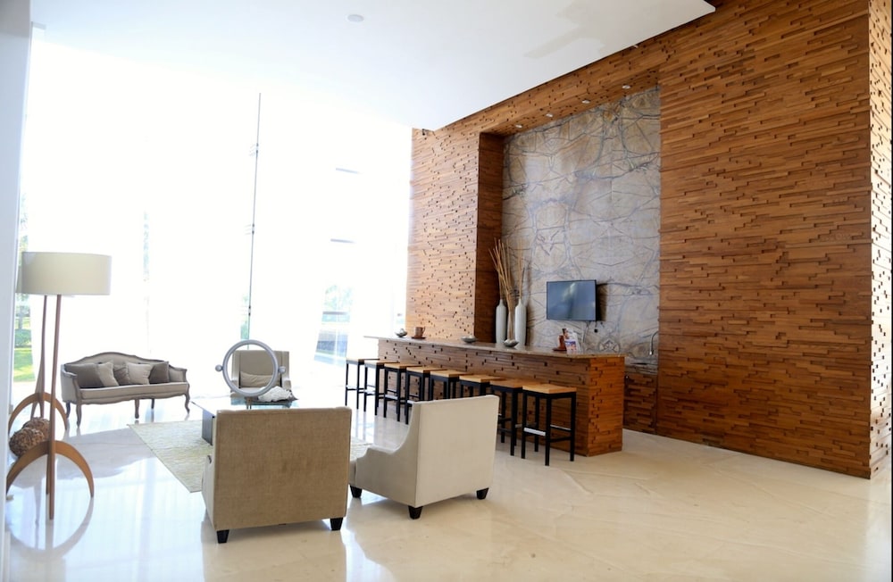 Impresionante Condominio En Peninsula Mzt Frente Al Mar - Mazatlán