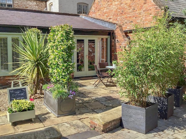 The Cottage @ The Coach House - Cheshire