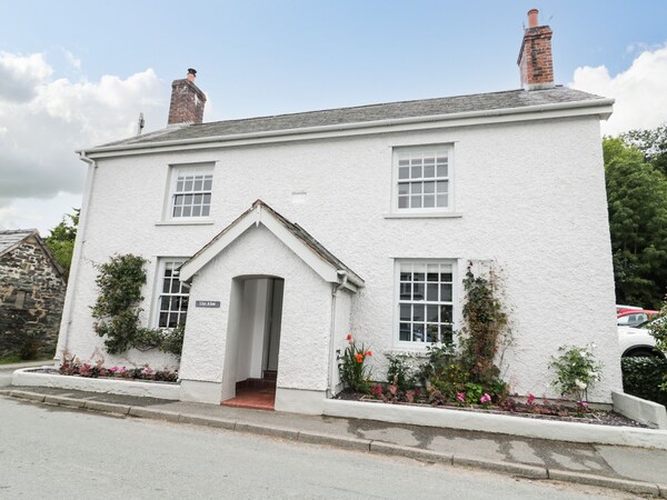 Llys Alaw - Penrhyndeudraeth