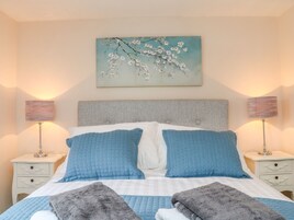 Casa de Campo | 2 quartos, com decoração personalizada, com mobília individualizada 