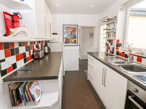 Casa de campo | Cozinha privada | Talheres/pratos/utensílios de cozinha