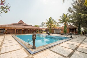 Piscina exterior