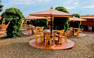 Pequeno-almoço completo diário incluído 