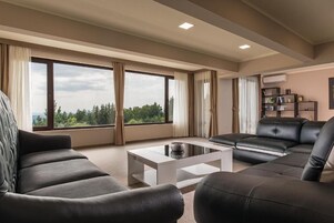 Televisor LCD de 32 polegadas com canais via satélite, televisor