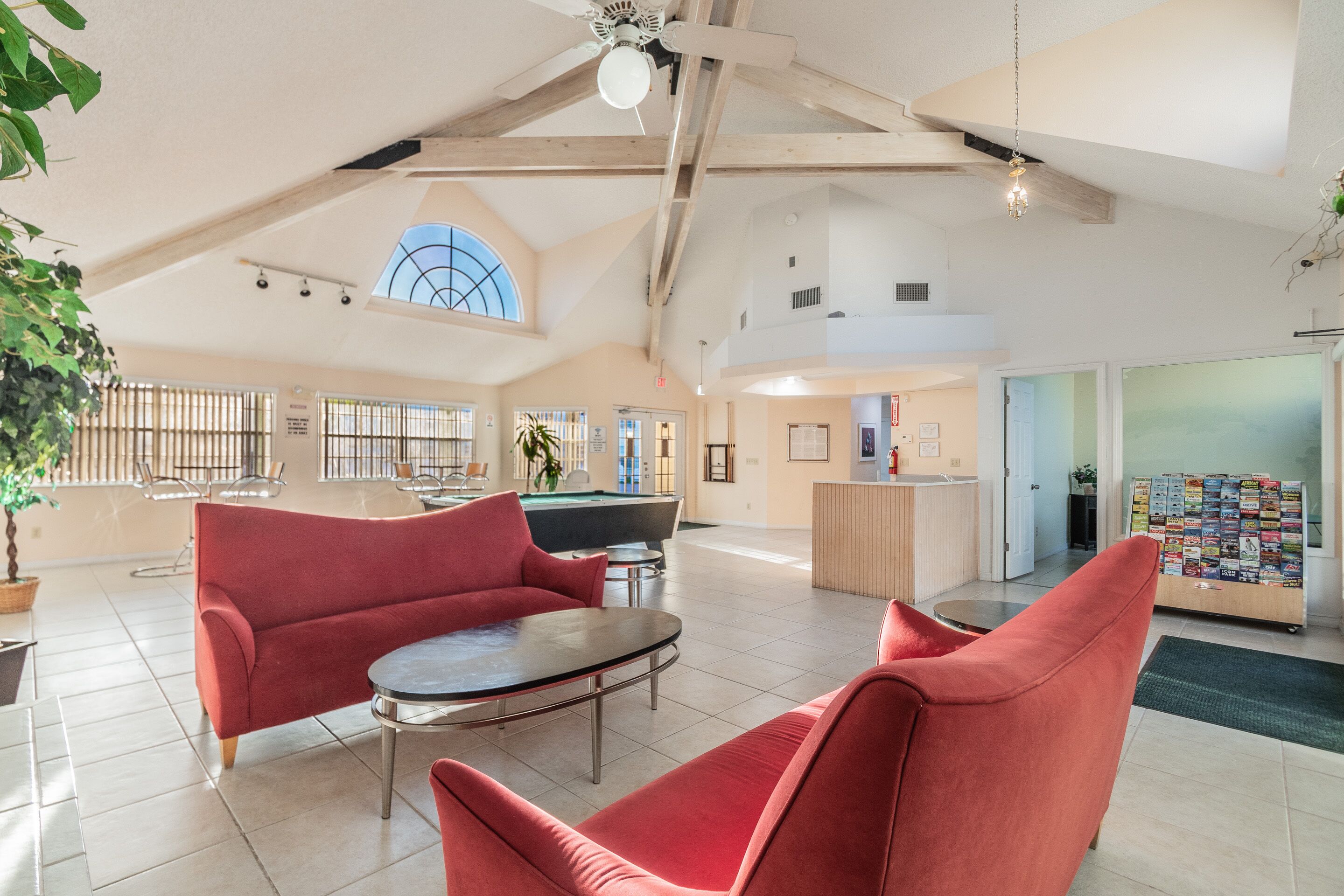 Disney World & Universal! "Potter's Castle!" New, 3 Br, Pool, Slps 8, Low Rates! - Florida