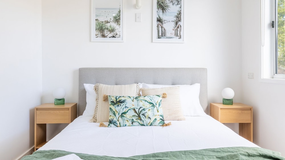The Jacaranda, 3 Achilles St Pet Friendly, Air Con, Wi-fi, Boat Parking - Nelson Bay
