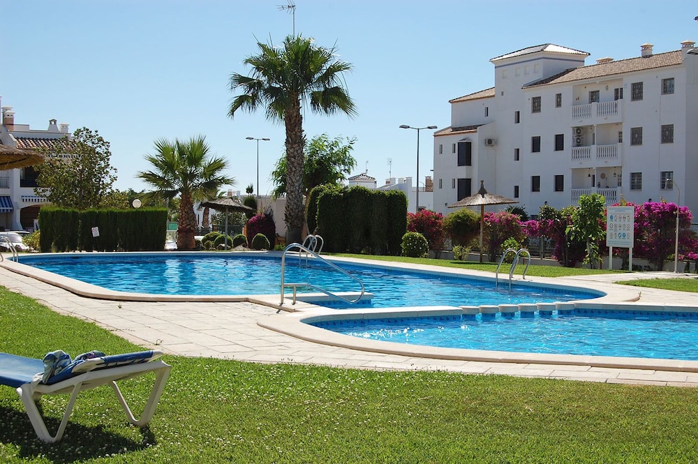 2 Bed 2 Bath Luxury Style Home, Beaches, Golf, Food And Entertainment - Villamartin