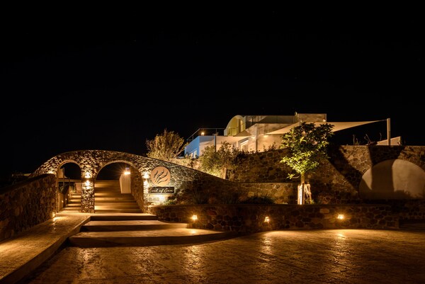 Soil Of Sun Luxury Villas - Santorini