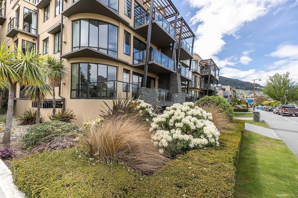 The Beacon - 2 Bedroom Town Center Apartment - Queenstown