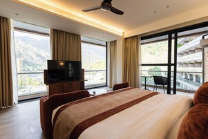 Suíte estúdio júnior | Roupas de cama de algodão egípcio, roupas de cama premium, frigobar