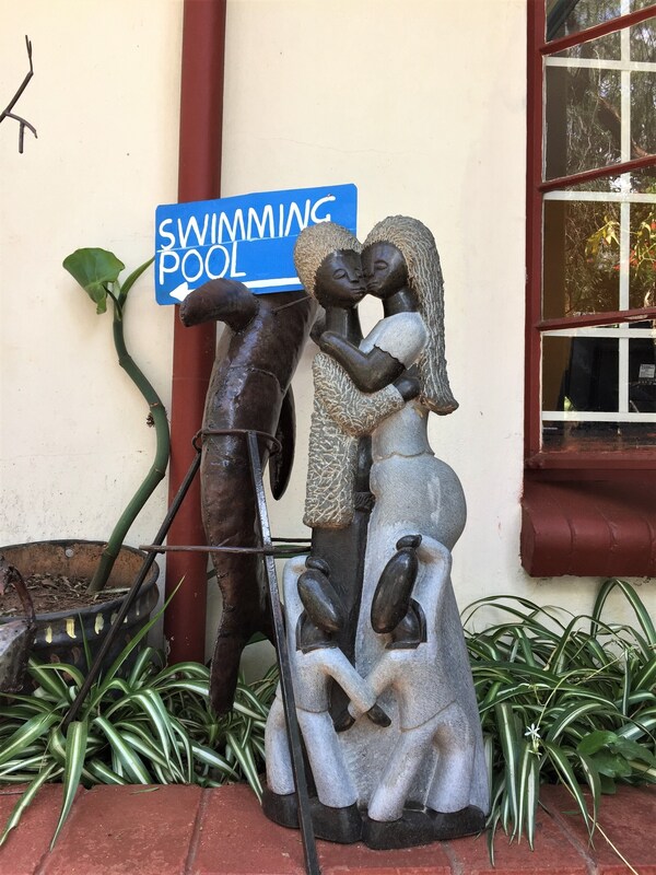 It's A Small World Backpackers Lodge - Hostel - Harare