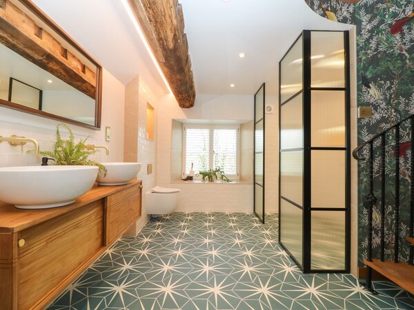 Tickmorend Farm - Nailsworth