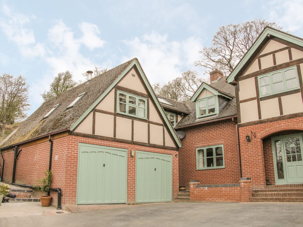 Ragleth Place Lodge - Church Stretton