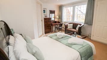 Casa de Campo | 3 quartos, com decoração personalizada, com mobília individualizada