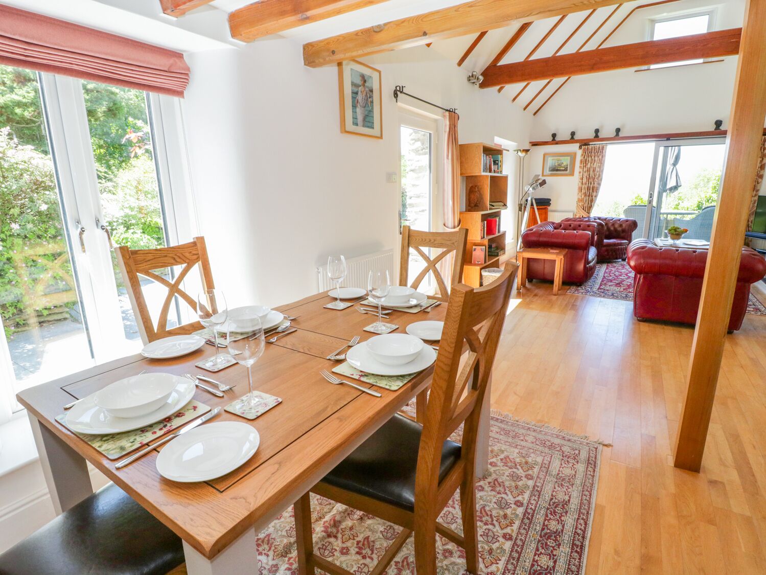 Casa de Campo | Cozinha privada | Um micro-ondas, uma máquina de lavar louça, uma chaleira elétrica 