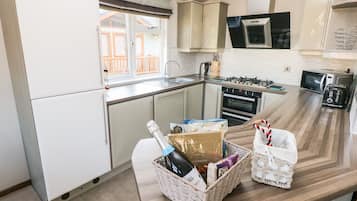 Casa de campo | Cozinha privada | Lava-louças, talheres/pratos/utensílios de cozinha
