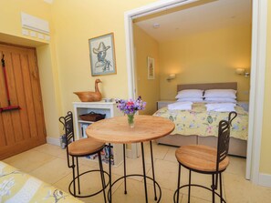 Casa de Campo | 1 quarto, com decoração personalizada, com mobília individualizada 