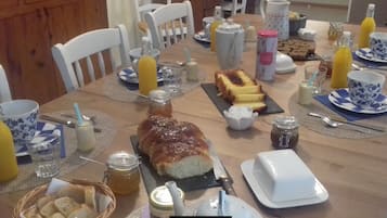 Pequeno-almoço continental diário incluído