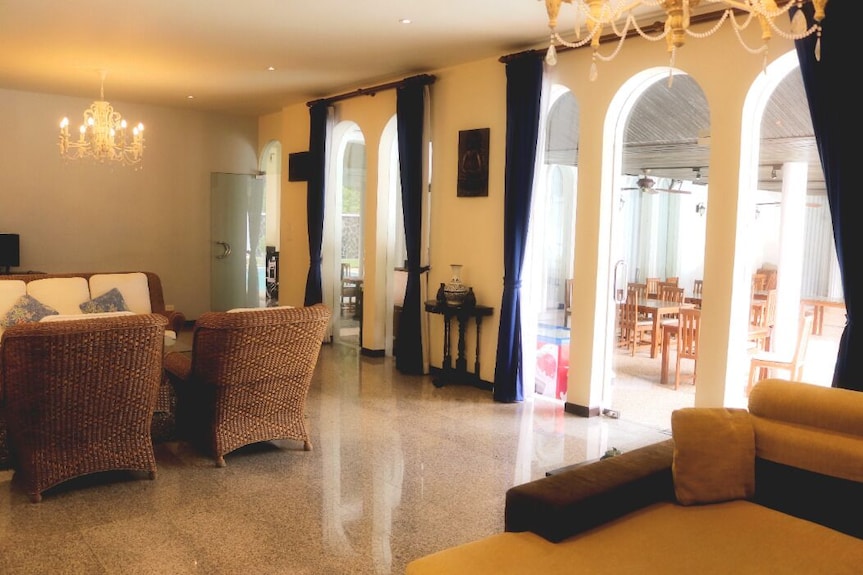 Large Villa Incl. Pool, Breakfast, Maids, Electricity & Chef! Perfect For Groups - Phuket