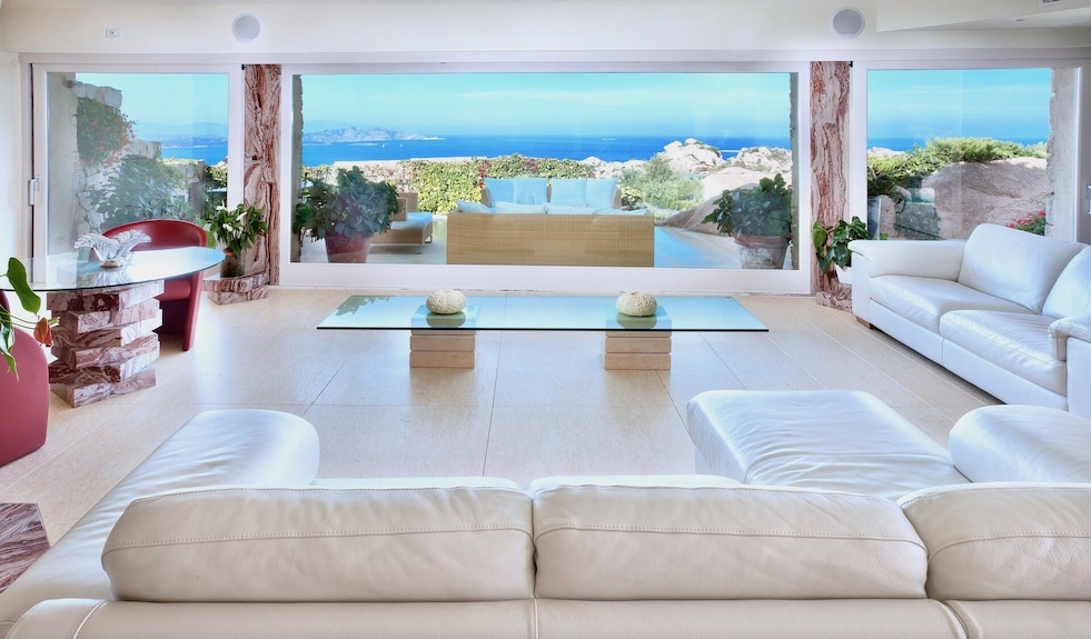 Villa Preziosa - Neuf Chambres Villa, Couchages 18 - La Maddalena