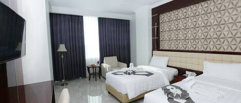 Quarto luxo (New) | Escrivaninha, Wi-Fi de cortesia, roupa de cama