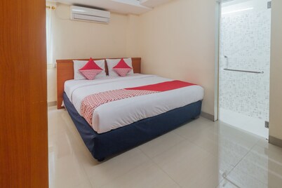 OYO 1448 Mangga Dua Guest House