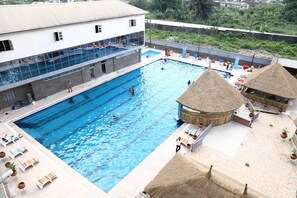 Piscina exterior