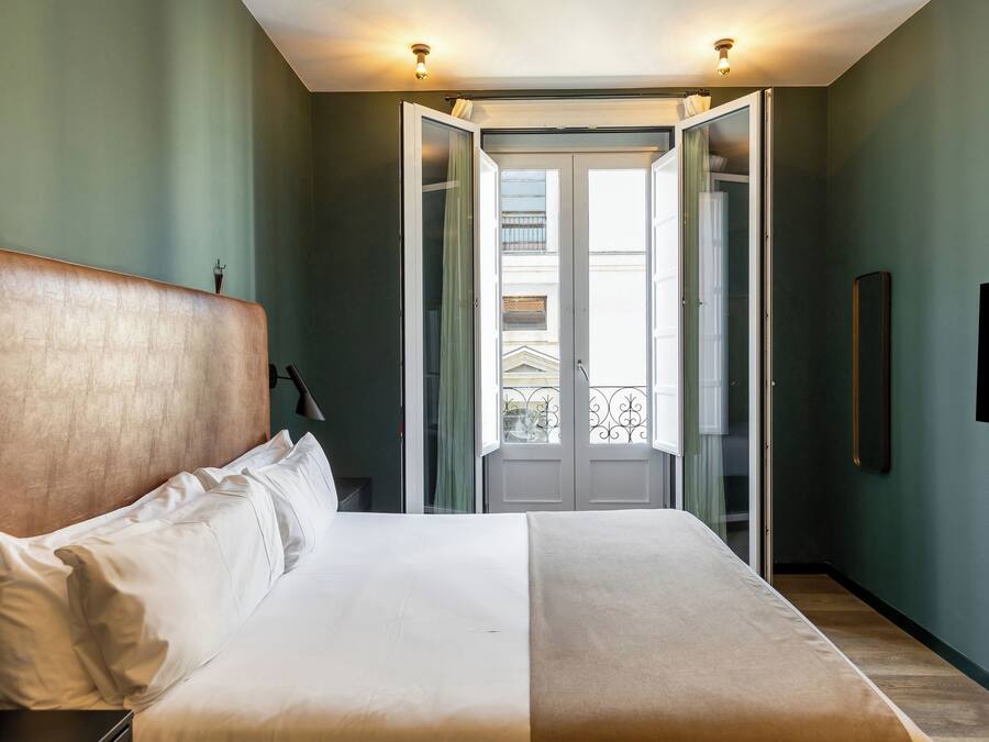 Quarto casal superior | Wi-Fi de cortesia, roupa de cama