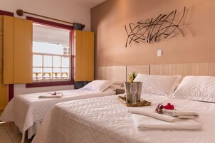 Minibar, com decoração personalizada, com mobília individualizada 