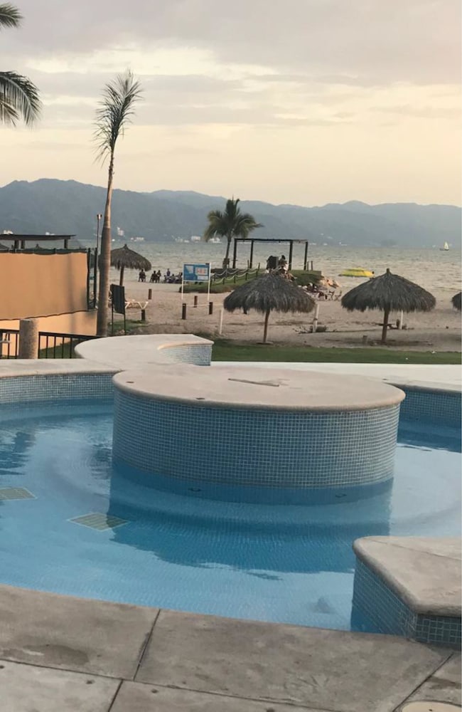 Encantador Departamento Con Vista Al Mar - Puerto Vallarta