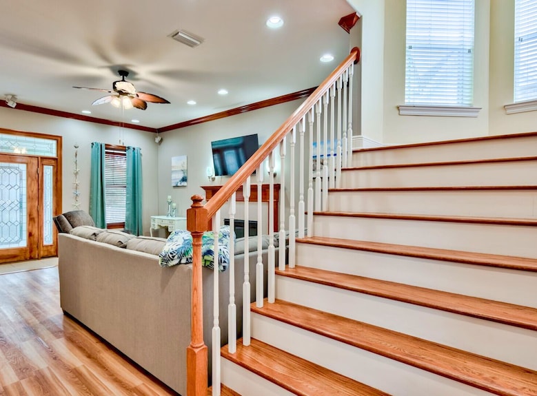 Ny Ombyggnad / Möbler | Resort Pool | Nära Till Beach & Shopping | Hundvänlig - Destin, FL