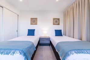 Casa | 3 quartos, ferros/tábuas de passar roupa, Wi-Fi de cortesia