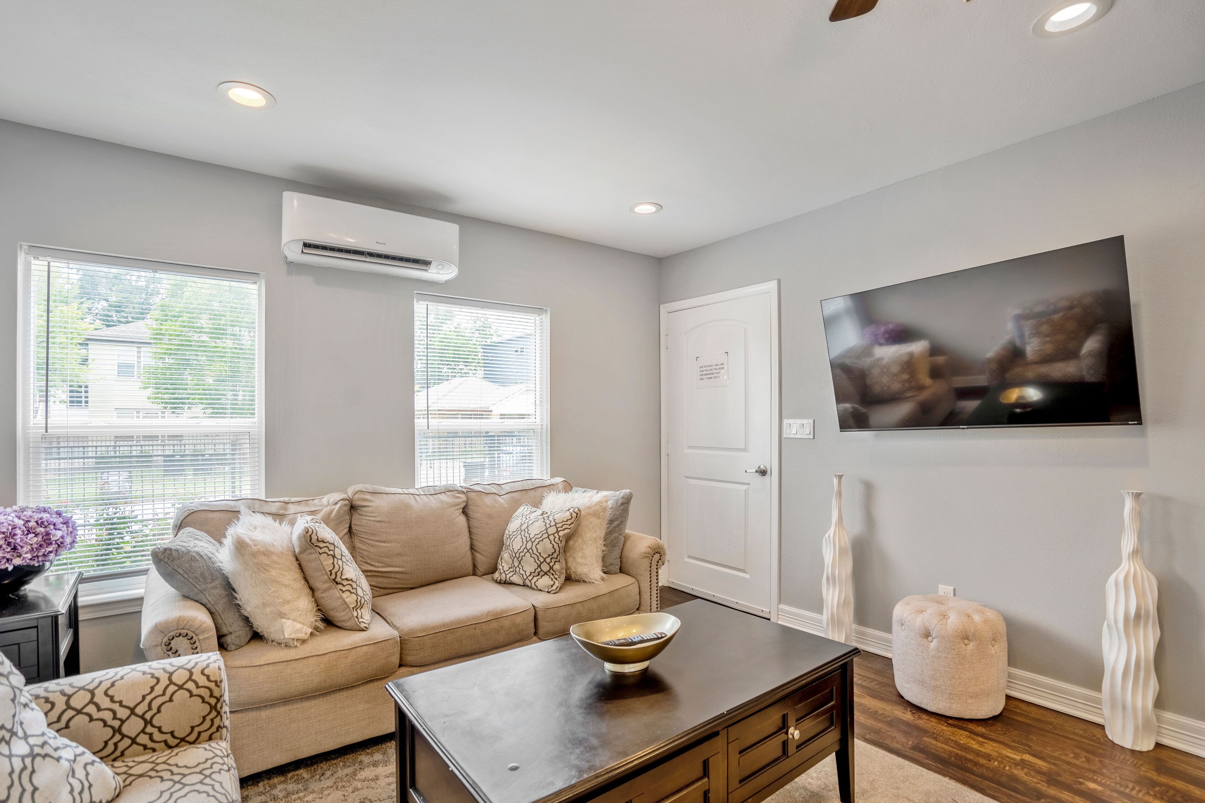 Beautiful, Renovated, Cozy Duplex-central Houston! - Houston, TX