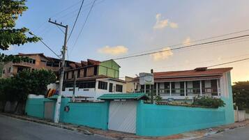 Fachada da propriedade