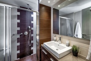 Villa Comfort, 4 quartos, piscina privativa | Casa de banho | Um secador de cabelo, toalhas fornecidas 
