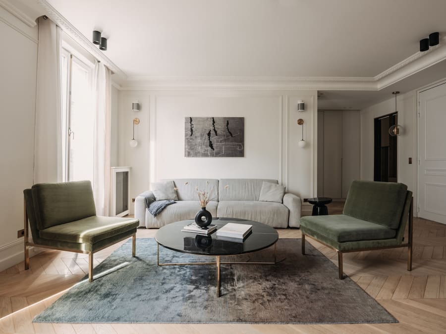 Rivoli II | Sala de estar | TV de ecrã plano, Netflix, livros, serviços de streaming